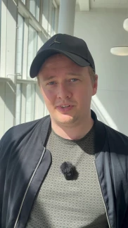 Nya VM-bollen måste laddas före match